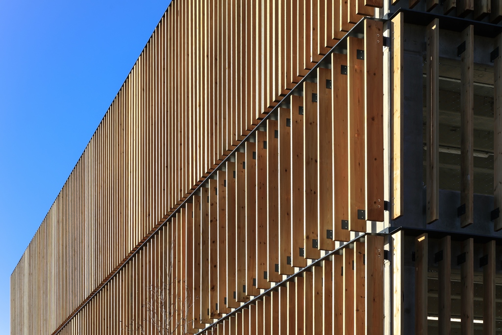 The Use of Timber in Brise Soleil and Screening Systems - Contrasol